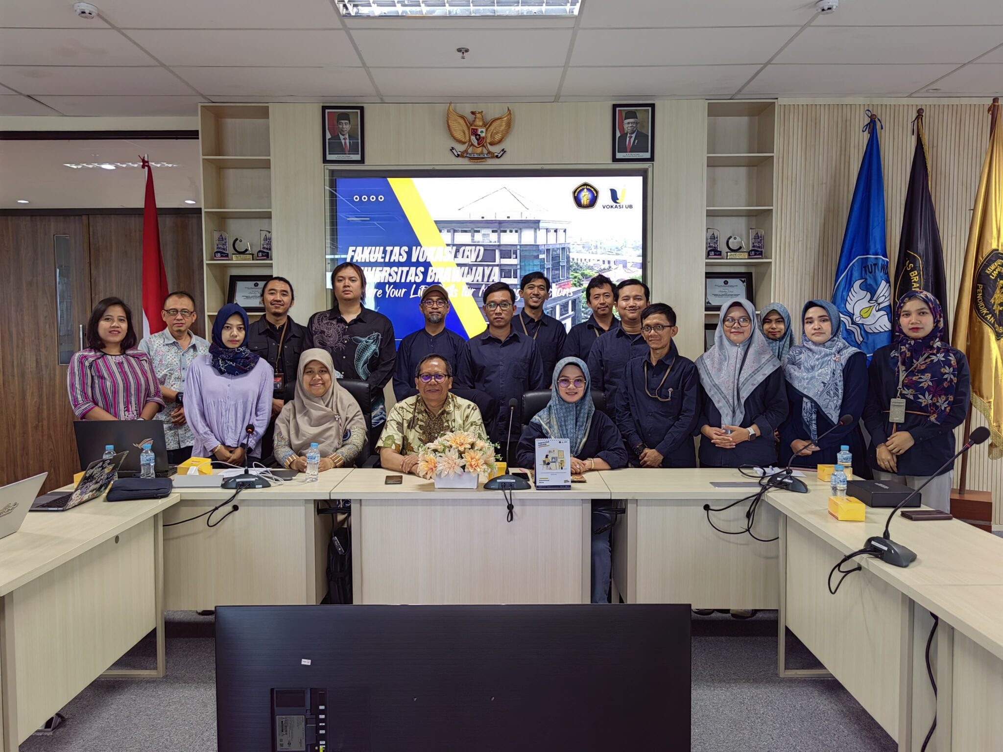 STUDI BANDING & KUNJUNGAN INDUSTRI PRODI DKV UPN “VETERAN” JAWA TIMUR ...